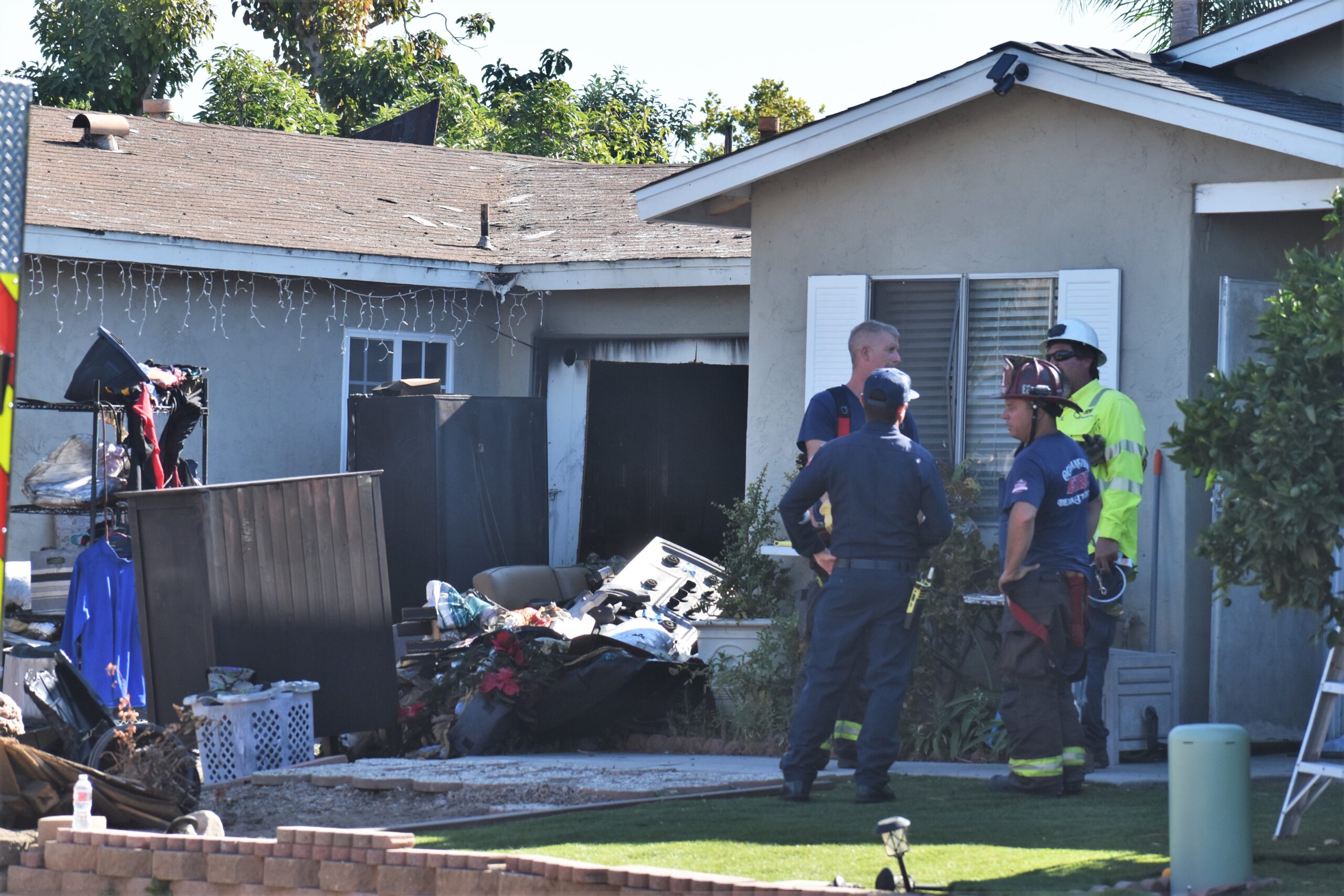 Fire damages duplex, neighboring residents evacuated